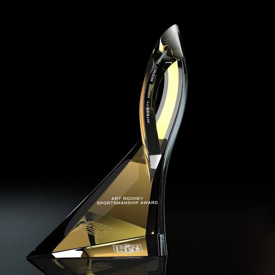 YOU WON'T BELIEVE Which NFL Star Just Won the Art Rooney Prestigious ...